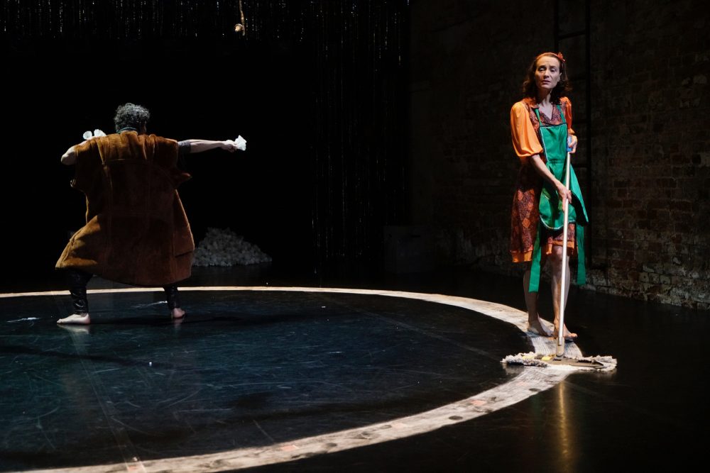 ENDLESS POETRY - Luzia Schelling